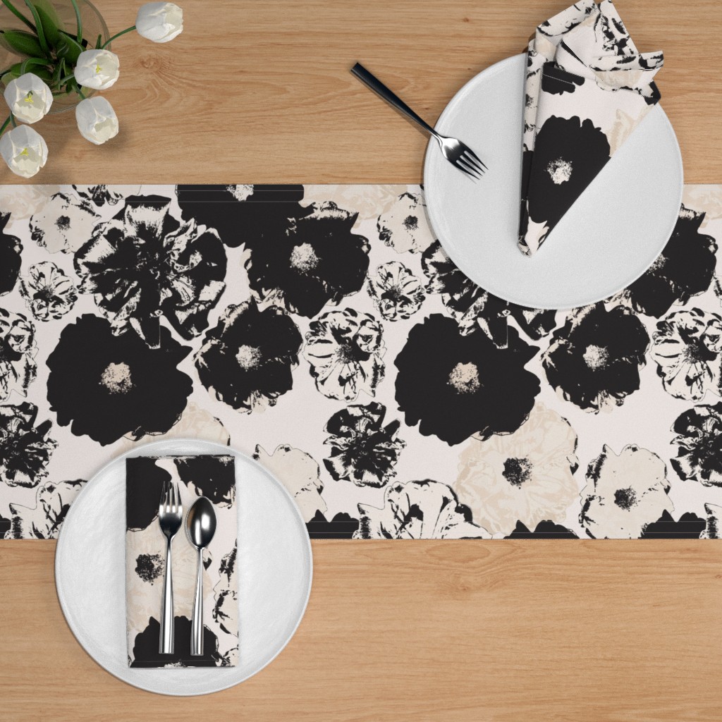 Vintage Roses - Black & Cream Table Runner | Shutterfly
